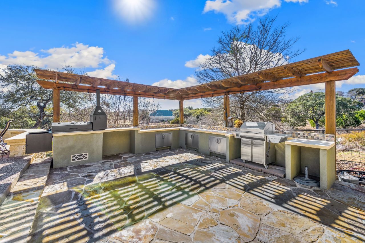 Outdoor Kitchens | Arizona General Contractor Inc